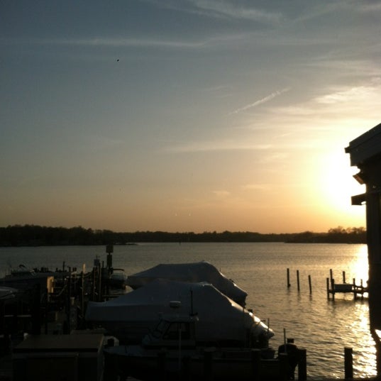 Yellowfin Steak & Fish House - Seafood Restaurant in Edgewater