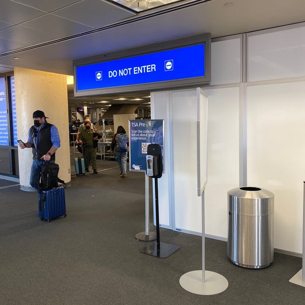 Security Checkpoint A - Sky Harbor - Terminal 4