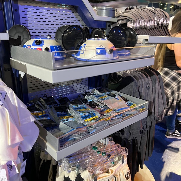 The Star Trader - Gift Shop in The Anaheim Resort
