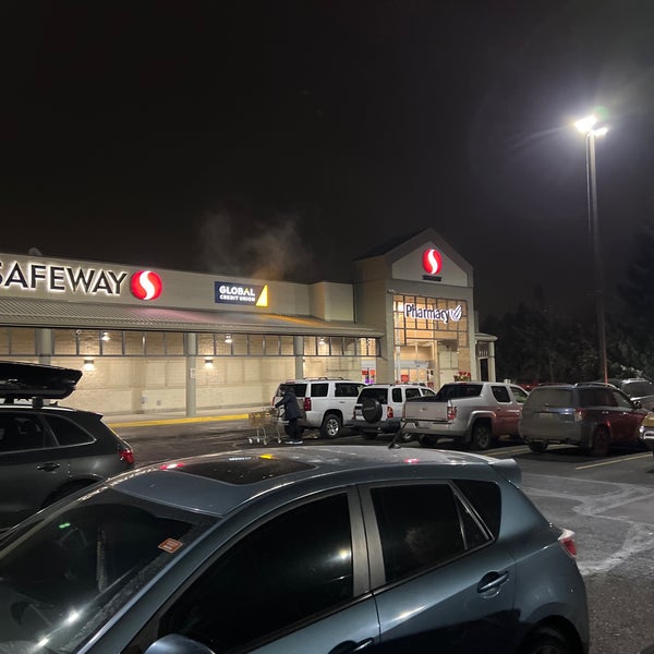 Safeway - Grocery Store in Lincoln Heights