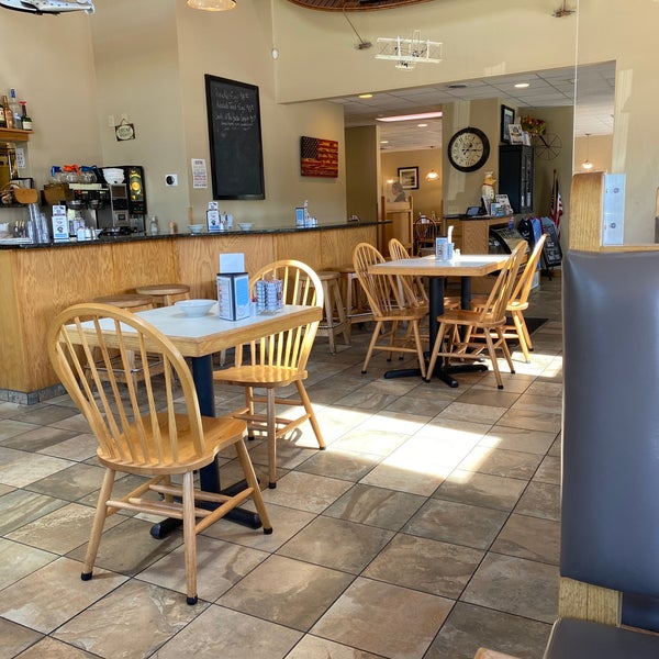 Water Street Cafe - Café