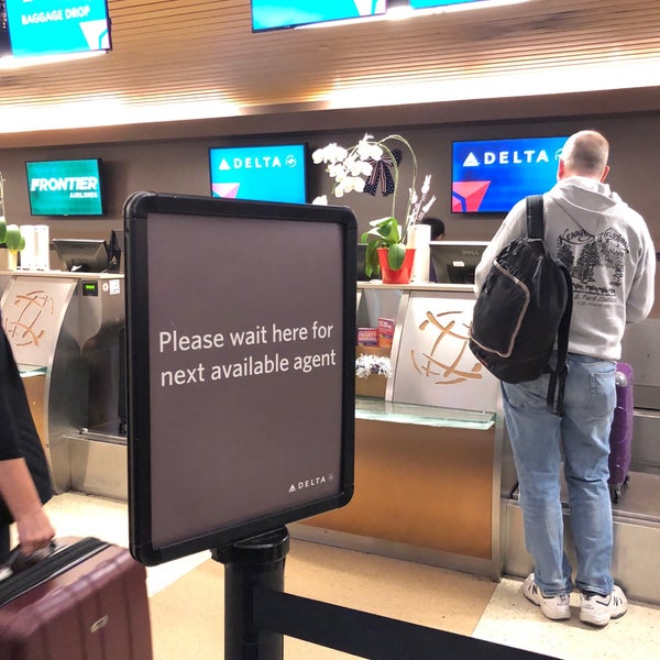 Delta Air Lines Ticket Counter - North San Jose - 2 tips