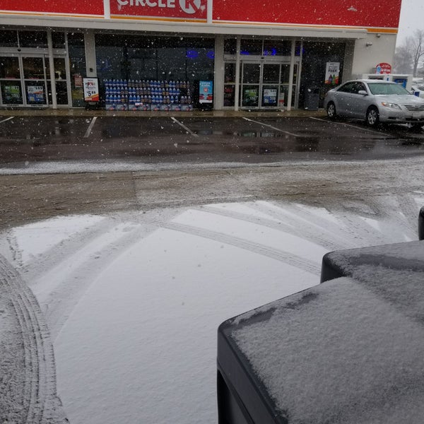 Shell - 600 W North Ave