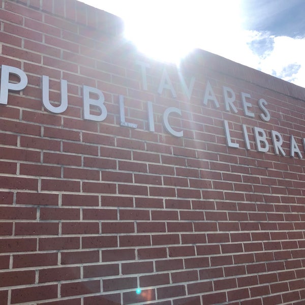 Tavares Library - 314 N New Hampshire Ave