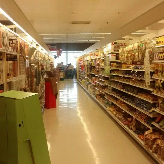 Pathmark (Now Closed) - New Dorp Beach - 7 tips