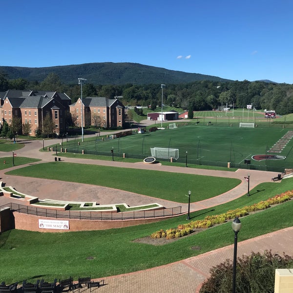 Roanoke College - 4 tips