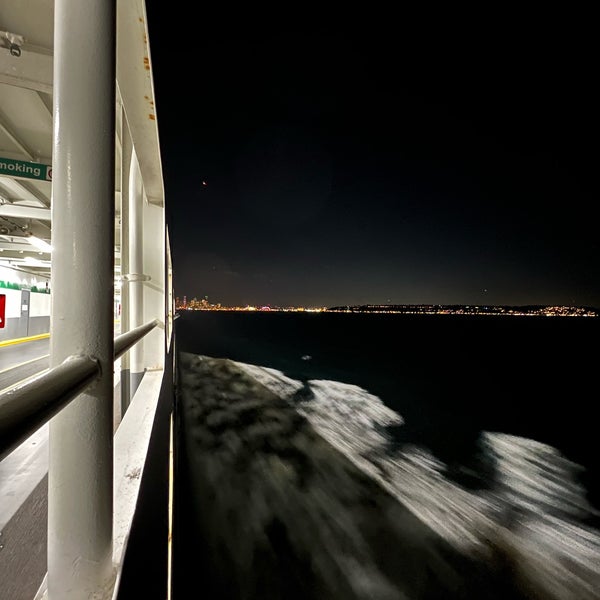 Bainbridge Island Ferry Terminal - 74 tips