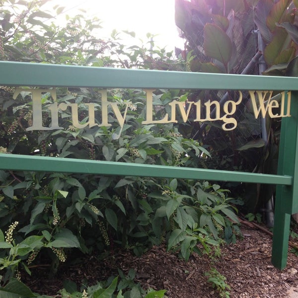 Truly Living Well Center for Natural Urban Agriculture - Sweet Auburn ...