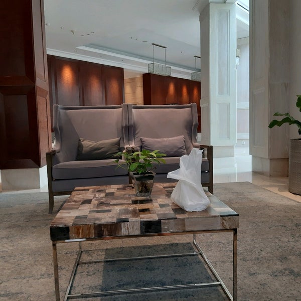 Java Paragon Hotel and Residences - Hotel in Dukuh Pakis