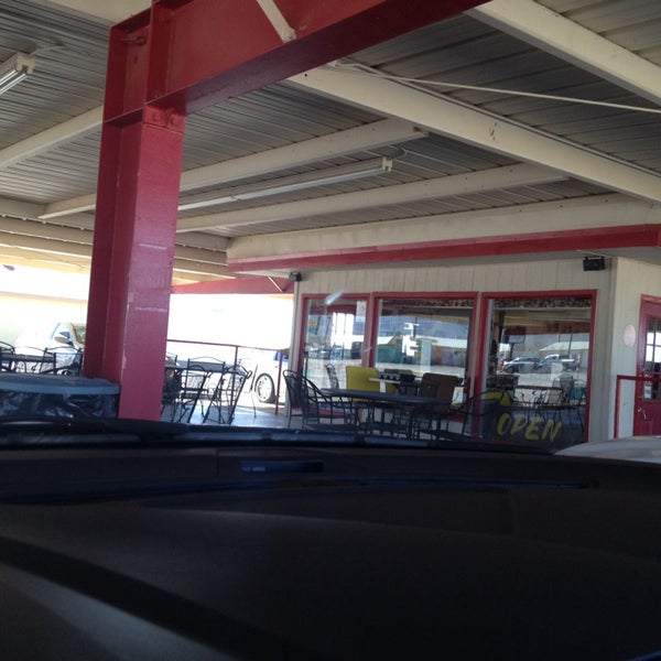 Hi-D-Ho Drive In - 11 tips from 233 visitors