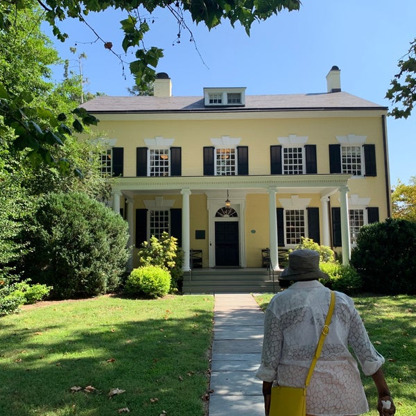 Maclean House - Princeton, NJ