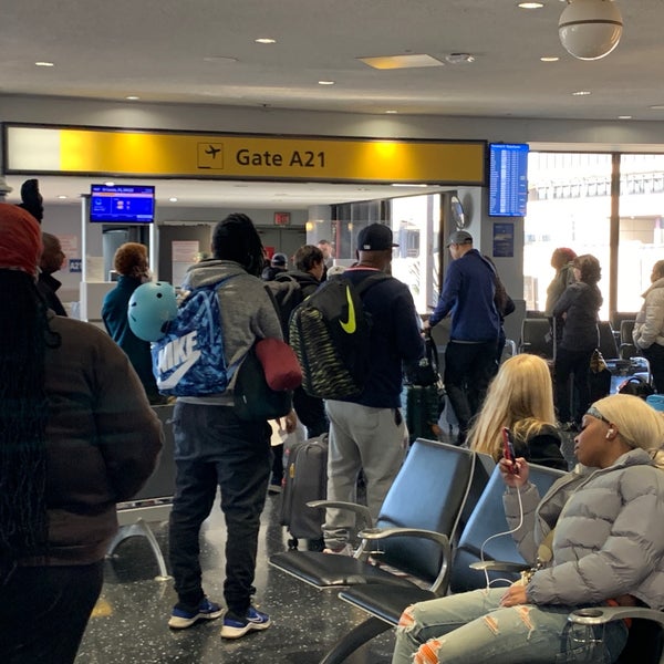 Gate A21 (Now Closed) - Airport Gate in Newark