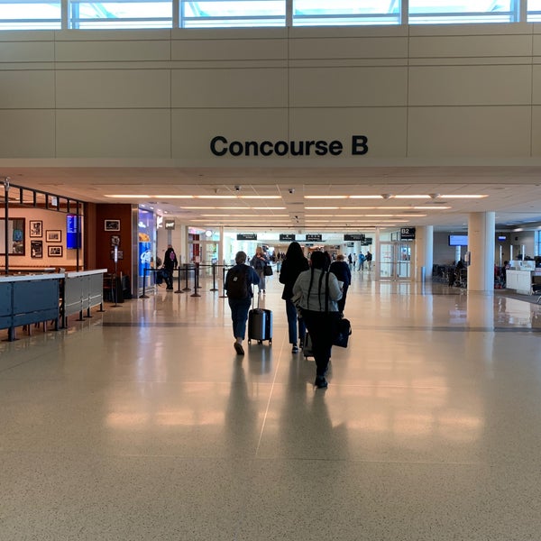 Concourse B - Airport Terminal in Midway Airport