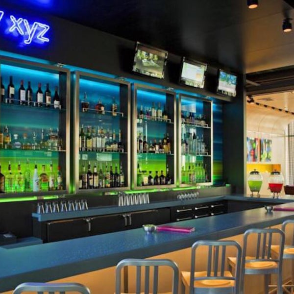 W XYZ Bar - Hotel Bar