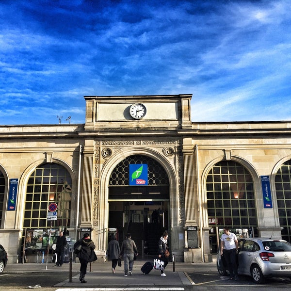 Photos at Gare SNCF de Versailles Rive Droite - 7 tips