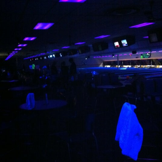 AMF Des Moines Lanes (Now Closed) - Highland Park - 5 tips from 236 ...