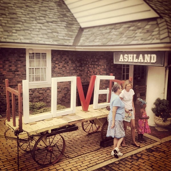 Photos at Ashland Amtrak Station (ASD) - Rail Station in Ashland