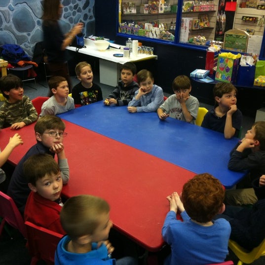 Pow! Science - Wakefield, RI