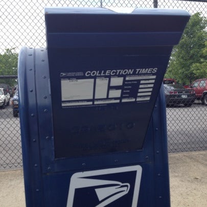 United States Post Office - 2255 Memorial Blvd