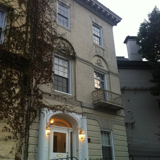Kappa Alpha Psi - Fraternity House in Washington D.C.