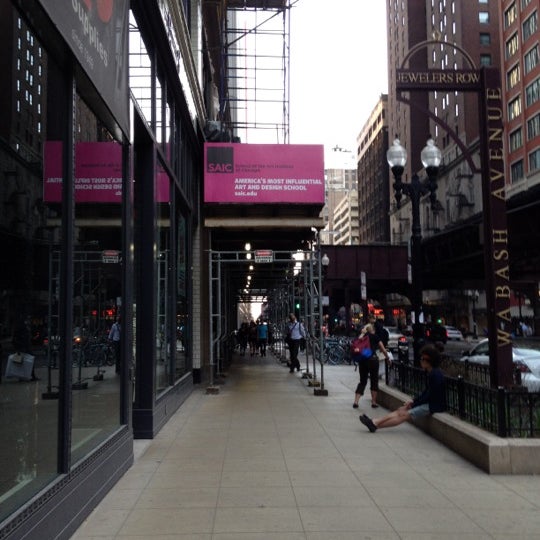 Sharp Building - The Loop - 10 tips from 482 visitors