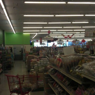 Cali Mart - Grocery Store in Alhambra
