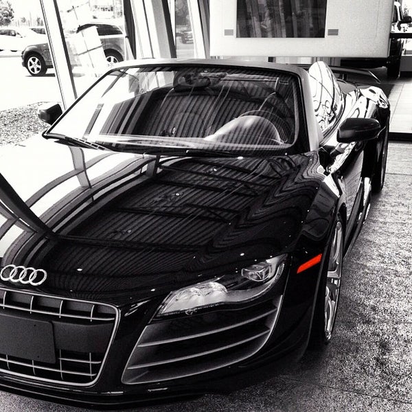 Pfaff Audi - 9088 Jane St.