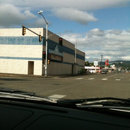 Regal Triangle 4 (Now Closed) - Downtown Longview - Longview, WA