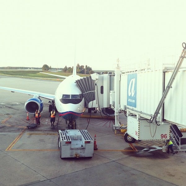 Gate 96 - Airport Gate in Orlando