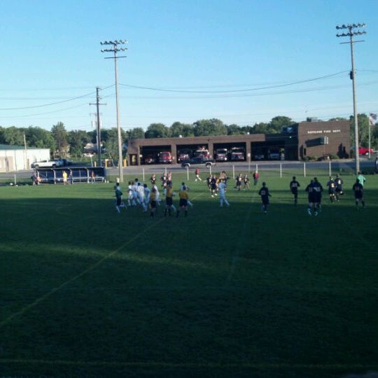 Loose Field - Napoleon, OH