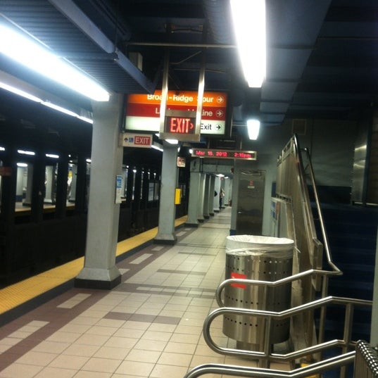 SEPTA MFL/BRS 8th Street Station / PATCO 8th & Market Station - Center ...
