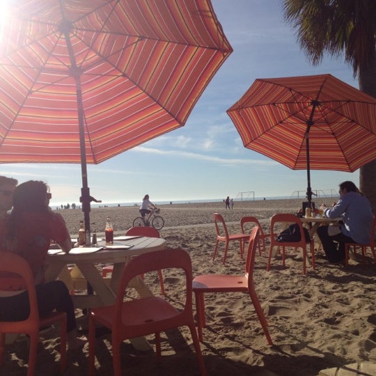 Photos at Back on the Beach Cafe - Breakfast Spot in Santa Monica
