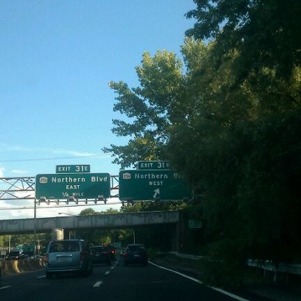 Cross Island Parkway at Exit 31 - Intersection in Northeastern Queens