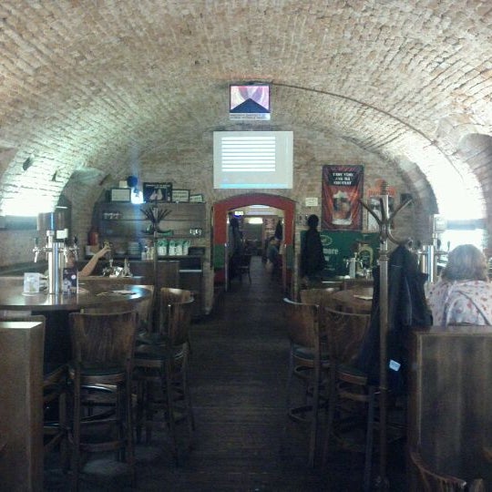 Mamut Pub - Město Brno - Bašty 8
