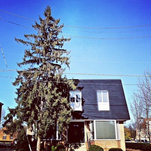 Unique Thrift Store - Thrift / Vintage Store