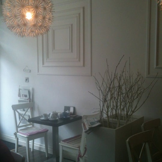 Café La Coco - 6 tips from 111 visitors