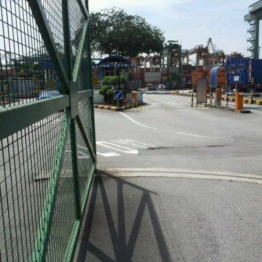 Photos at 37 Keppel Road - Warehouse in Central Region