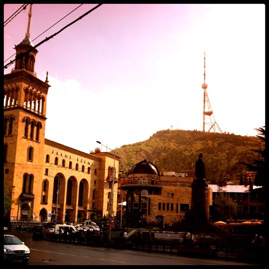 Rustaveli Square | რუსთაველის მოედანი - Tbilisi, K'alak'i T'bilisi