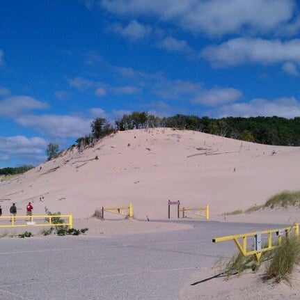 Warren Dunes State Park - State / Provincial Park in Sawyer