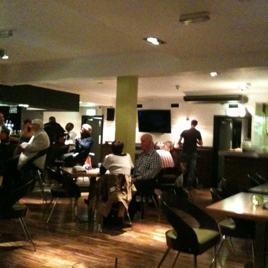 Bar Room Bar - Snaresbrook - 33-34 Wanstead High Road