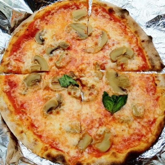 Photos at Giotto Maestro Della Pizza - Pizzeria in Miami Beach