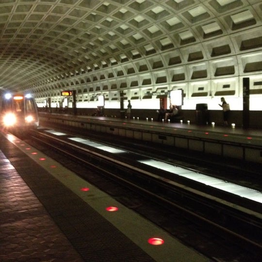 Photos at McPherson Square Metro Station - Downtown-Penn Quarter ...