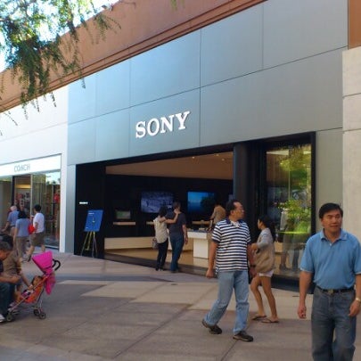 Sony Store (Now Closed) - Electronics Store in Palo Alto