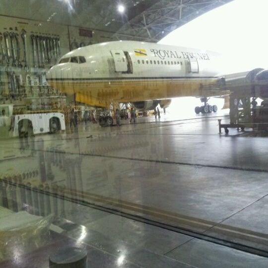 His Majesty The Sultan's Flight - Airport