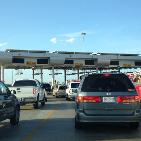 Photos at US Border Patrol Checkpoint - Encinal, TX