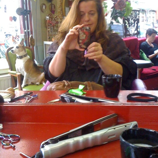 Nilsson Hairstyling (Kapper) - Cosmetics Store in Amsterdam