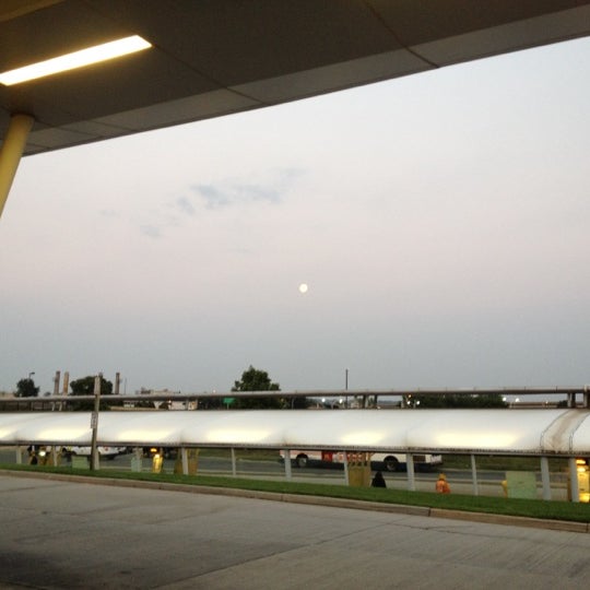 Photos at Pentagon Transit Center - The Pentagon - The Pentagon