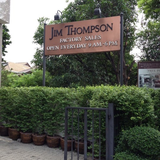 Photos at Jim Thompson Factory Sales Outlet - Boutique in พระโขนง
