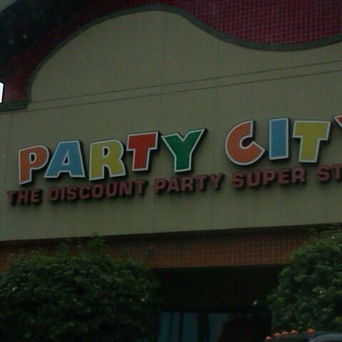 Party City - 94-799 Lumiaina St