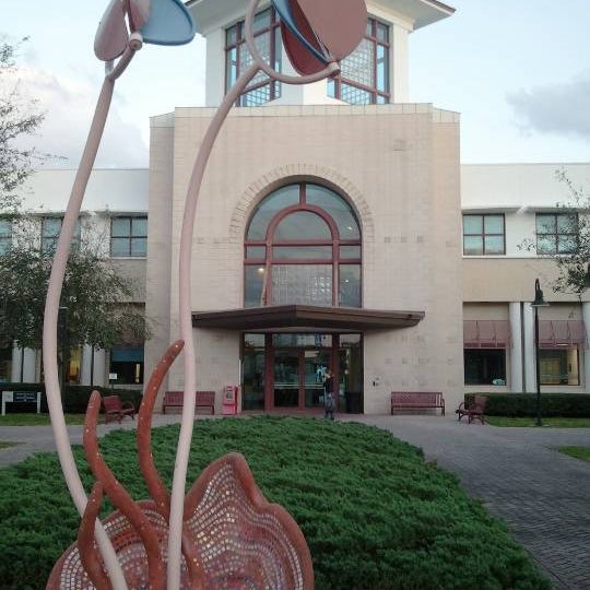FAU Jupiter Honors College Building - College Academic Building